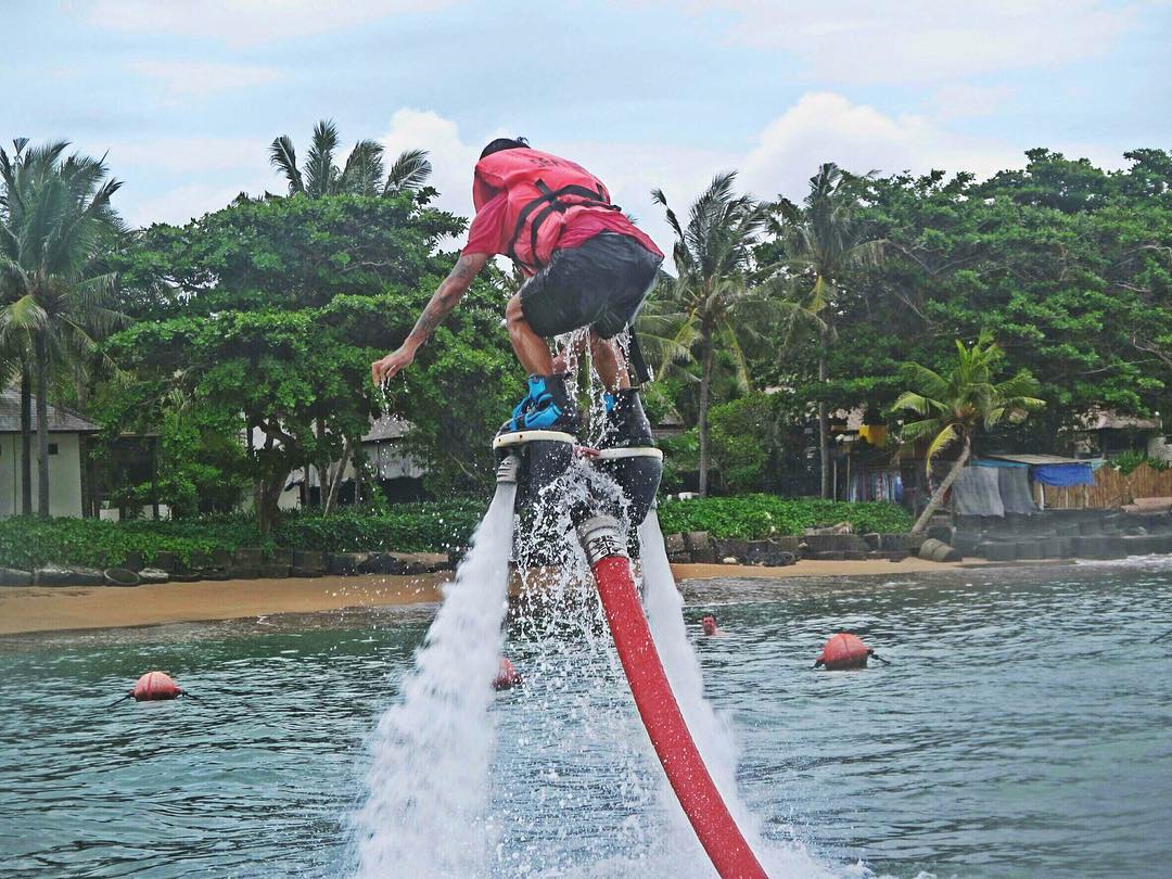 Di Bali, Kamu Tidak Perlu Mahir Berenang Untuk Menikmati 5 Aktivitas ...