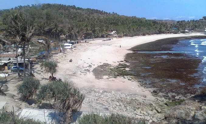Ini Rahasia Pantai Klayar Yang Selama Ini Tidak Diketahui Traveler