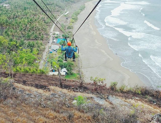 10 Pantai Paling Hits di Pacitan, Kamu Musti Ke Sini!