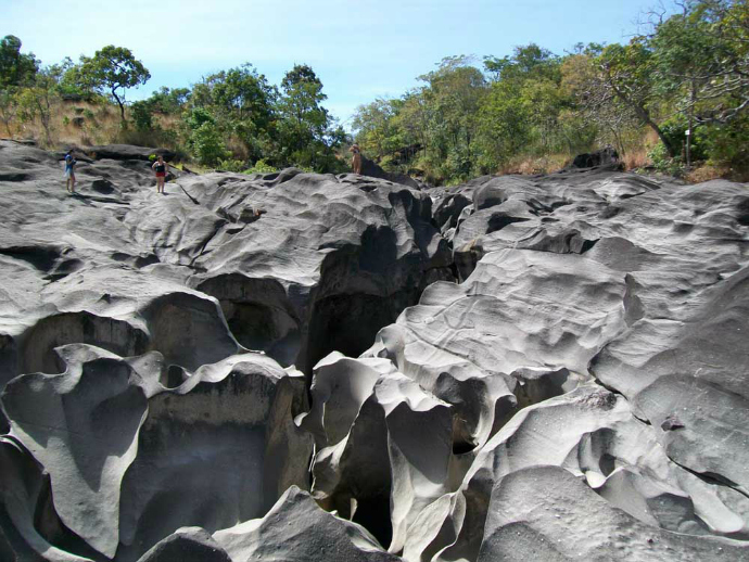 8 Lokasi Menakjubkan yang Pemandangannya Seperti di Planet Lain