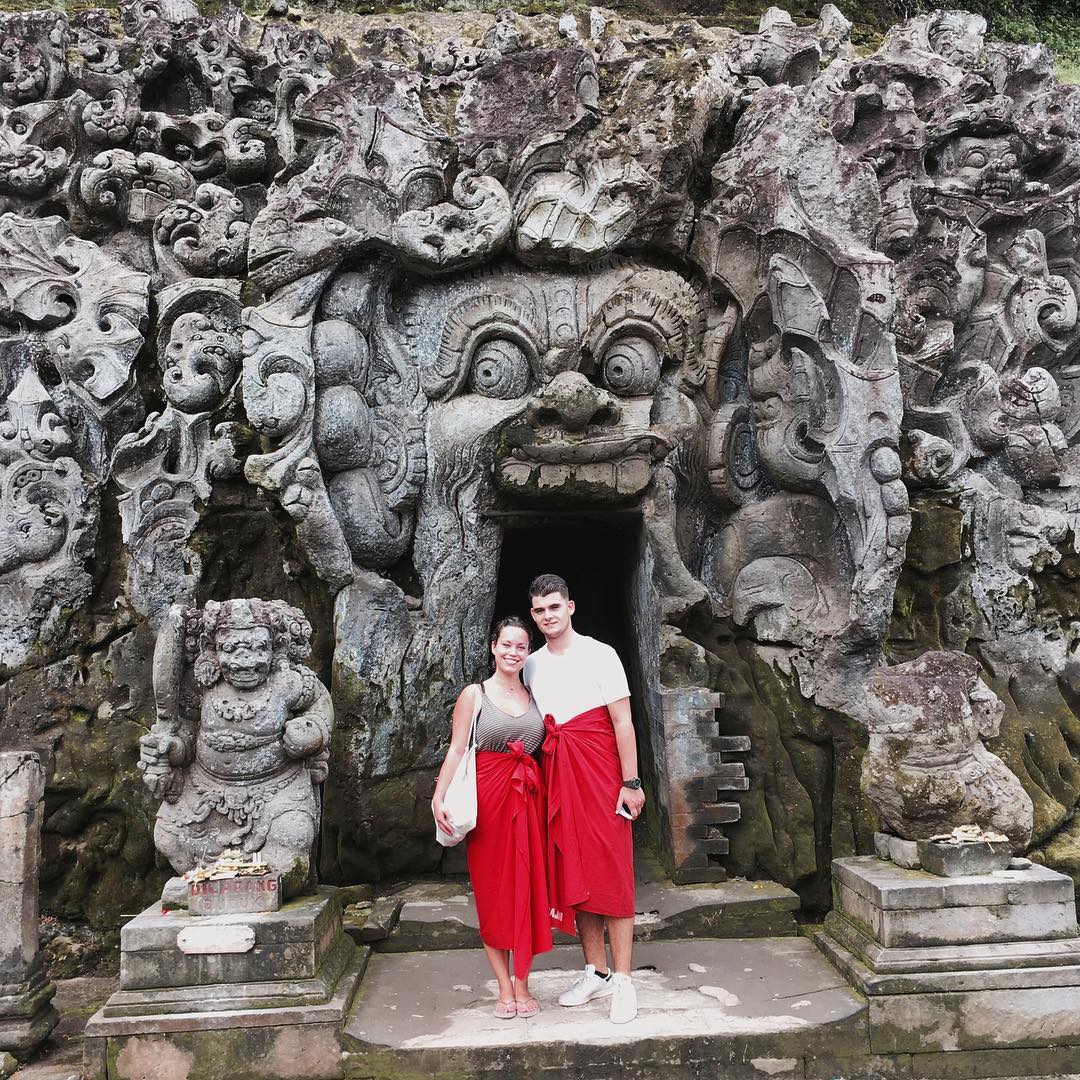 10 Destinasi Wisata Gua yang Eksotis di Indonesia