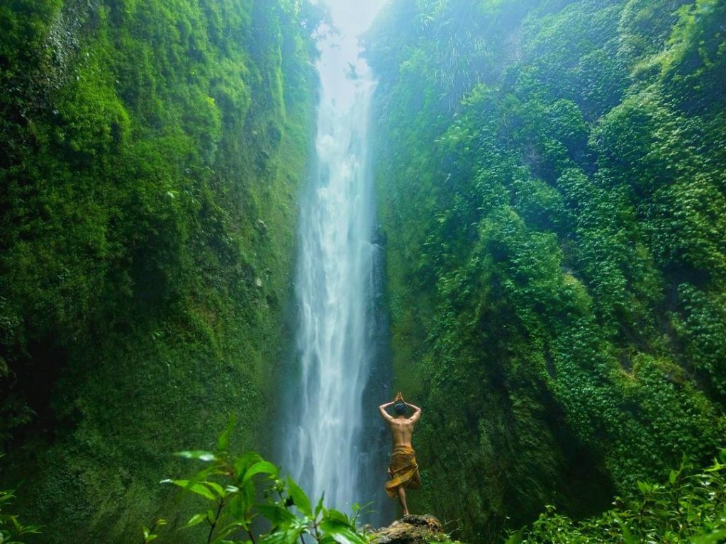 10 Wisata Air Terjun di Malang Raya yang Keren Banget