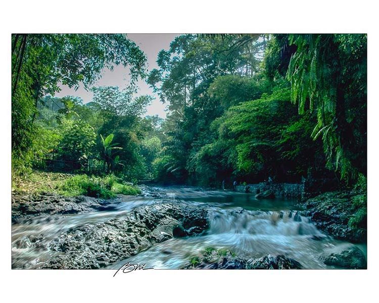 10 Air Terjun di Bandung dan Sekitarnya yang paling Mempesona