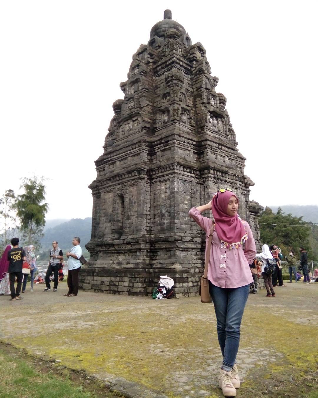 Menikmati Puncak Dieng, Atap Surga yang ada di Indonesia