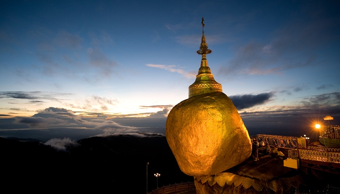 Menikmati Kemagisan Myanmar, Negeri Sejuta Kuil yang Memukau