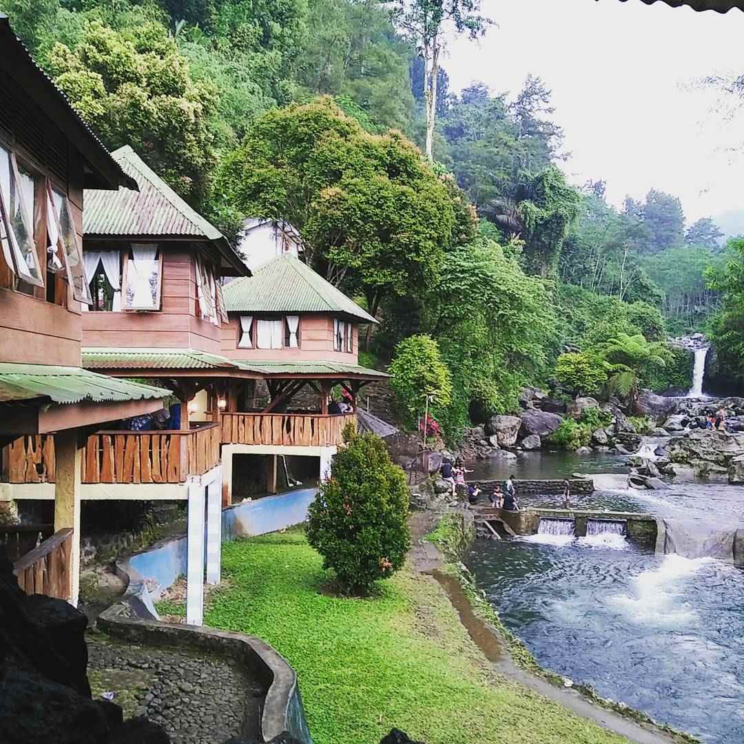 10 Spot Cantik di Wisata Baturaden untuk Selfie Bareng Keluarga