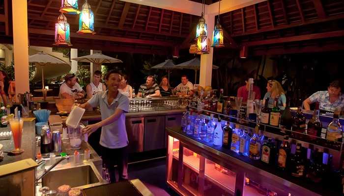 10 Bar di Bali yang Buka Hingga Pagi, Nikmati Liburanmu Semaksimal Mungkin!