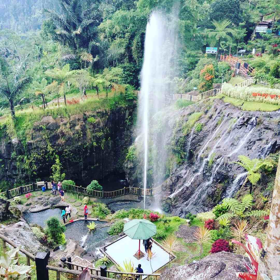 10 Spot Cantik di Wisata Baturaden untuk Selfie Bareng Keluarga
