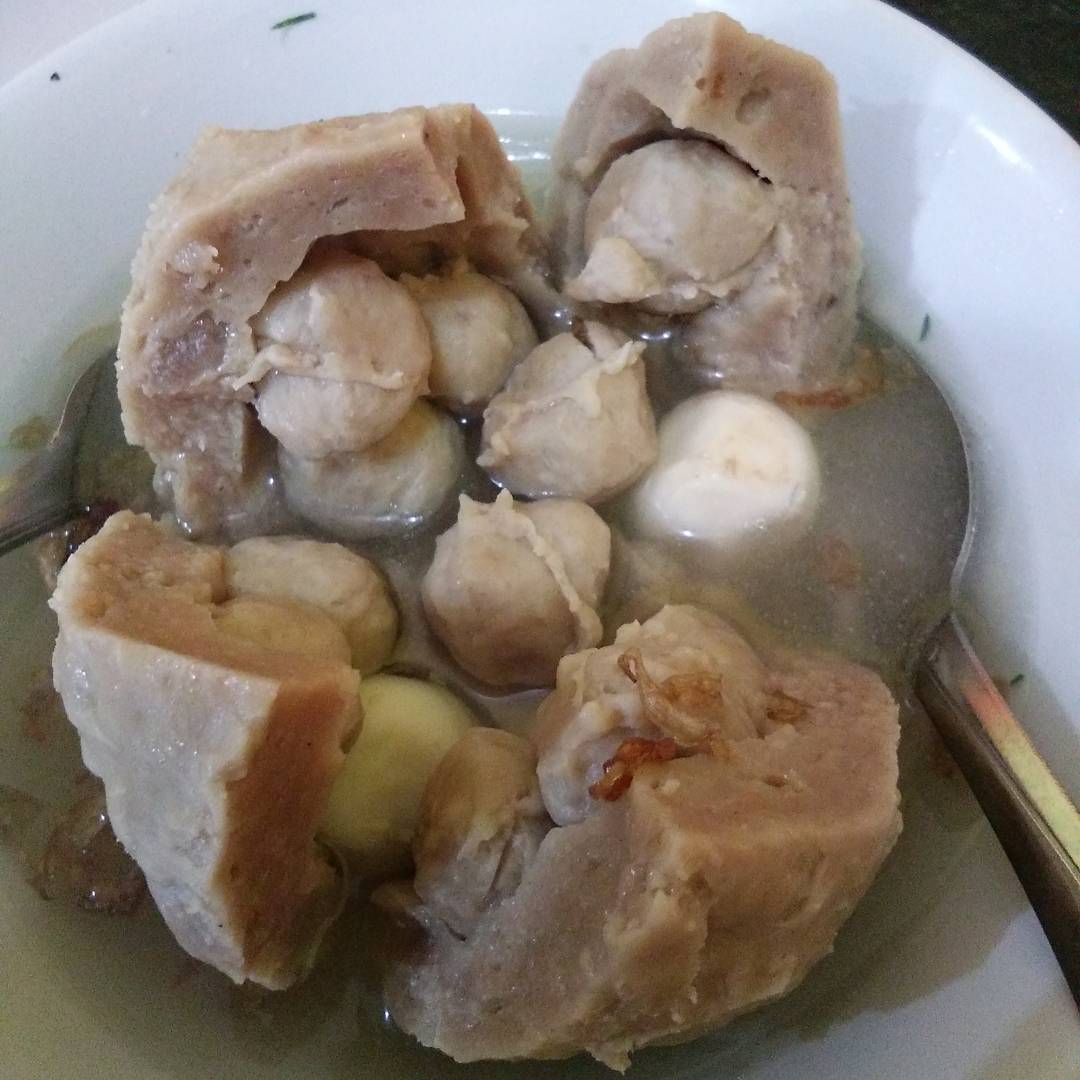 8 Bakso Beranak Paling Enak, Santapan Raksasa yang Nikmat