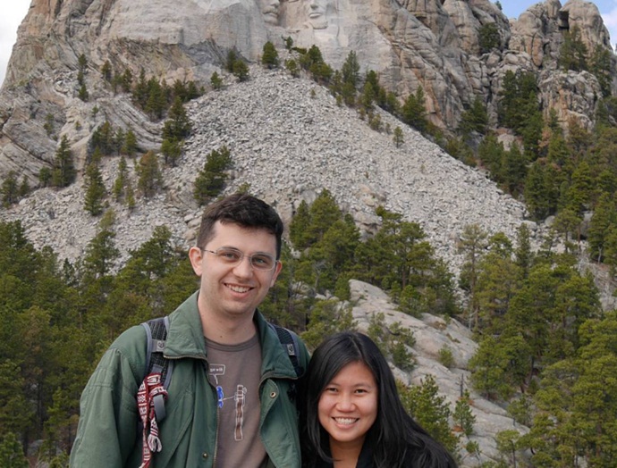 5 Pasangan ini Berhenti Ngantor dan Fokus Keliling Dunia