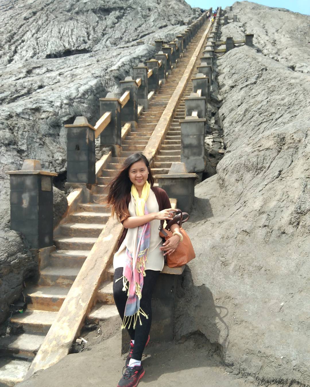 Tangga Instagramable yang Kerap jadi Spot Foto