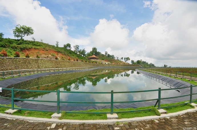 Embung Batara Sriten, Wisata Kece di Puncak Gunungkidul