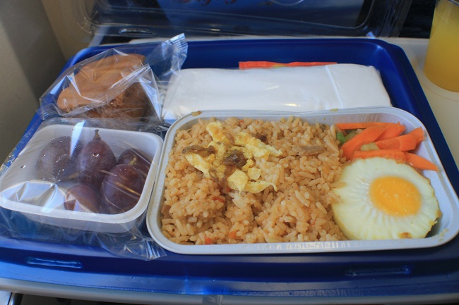 Fakta Makanan dari Maskapai Saat di Pesawat, Yakin Masih Mau Menyantapnya?