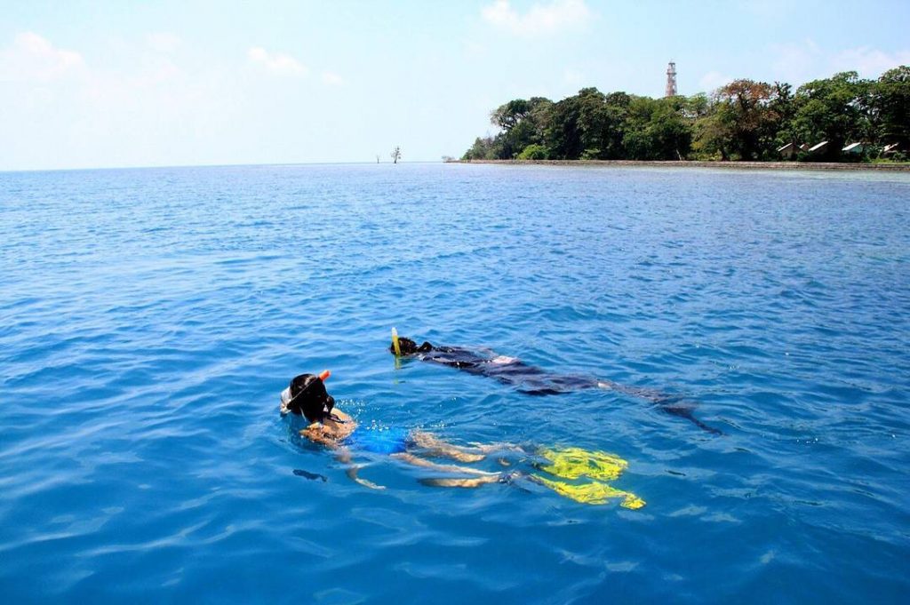 Bukannya Ngeri, 5 Pulau Berhantu Ini Justru Indah Lho
