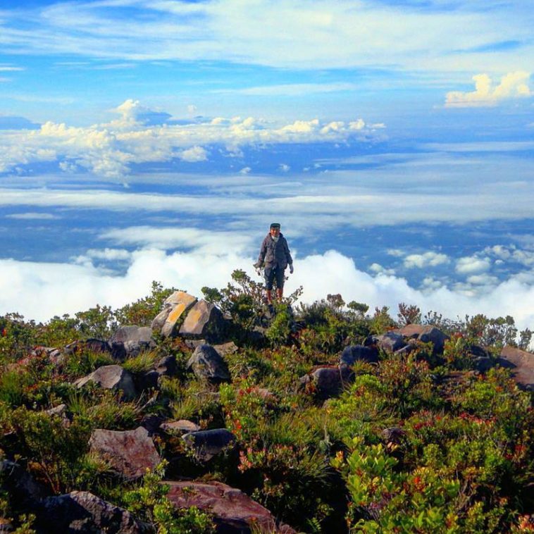 Talamau, Gunung dengan Telaga Terbanyak di Indonesia