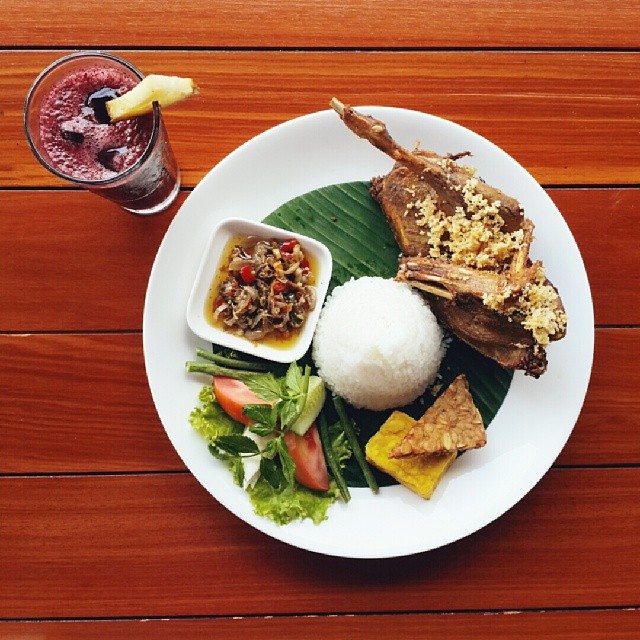 Burangrang Dusun Bambu Bawa Suasana Ubud ke Lembang