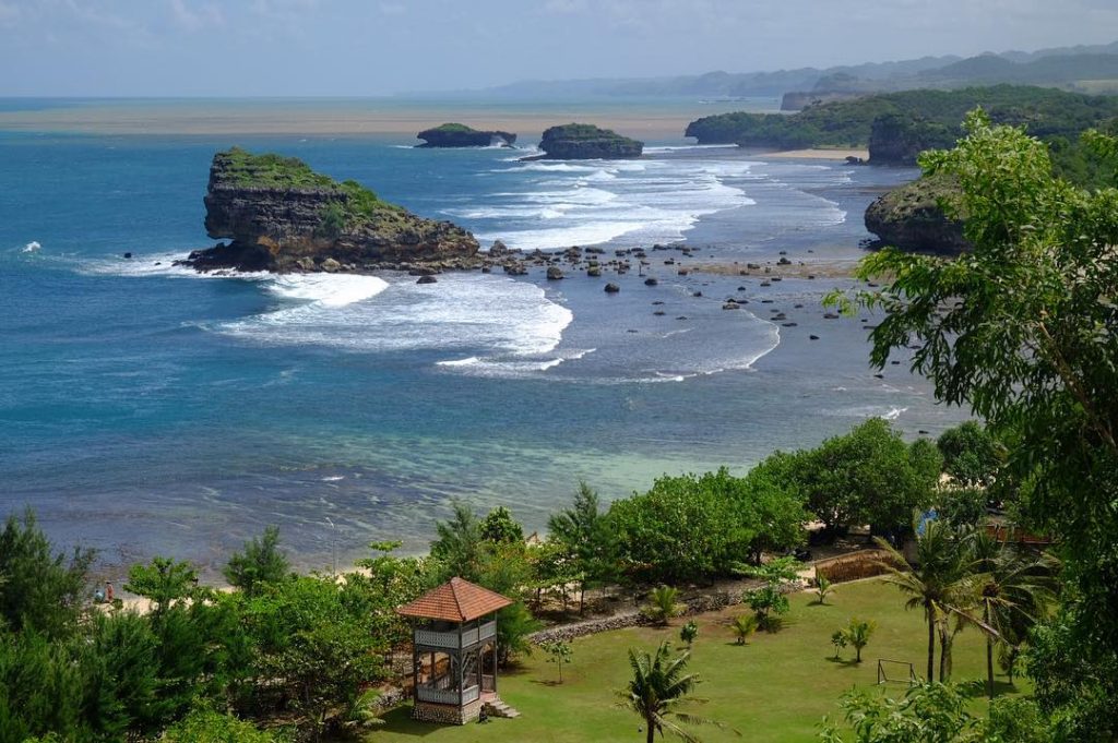 5 Hotel dan Villa Fotogenik ini ada di Pacitan