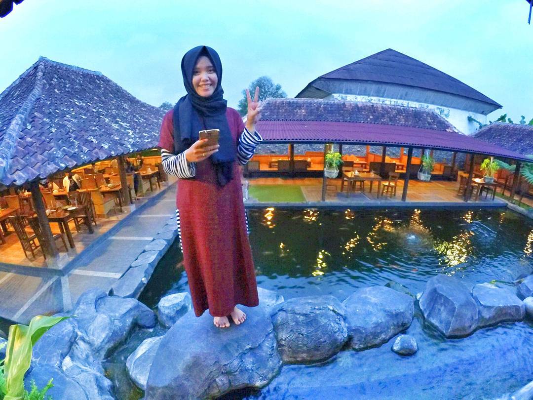 Cicipi Soto AHRI, Kuliner Garut yang Istimewa