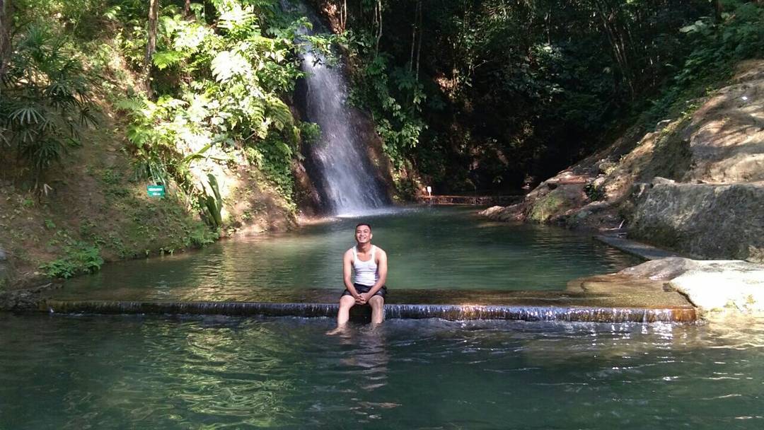 Curug Cipeuteuy, Wisata Majalengka di Kaki Gunung Ciremai