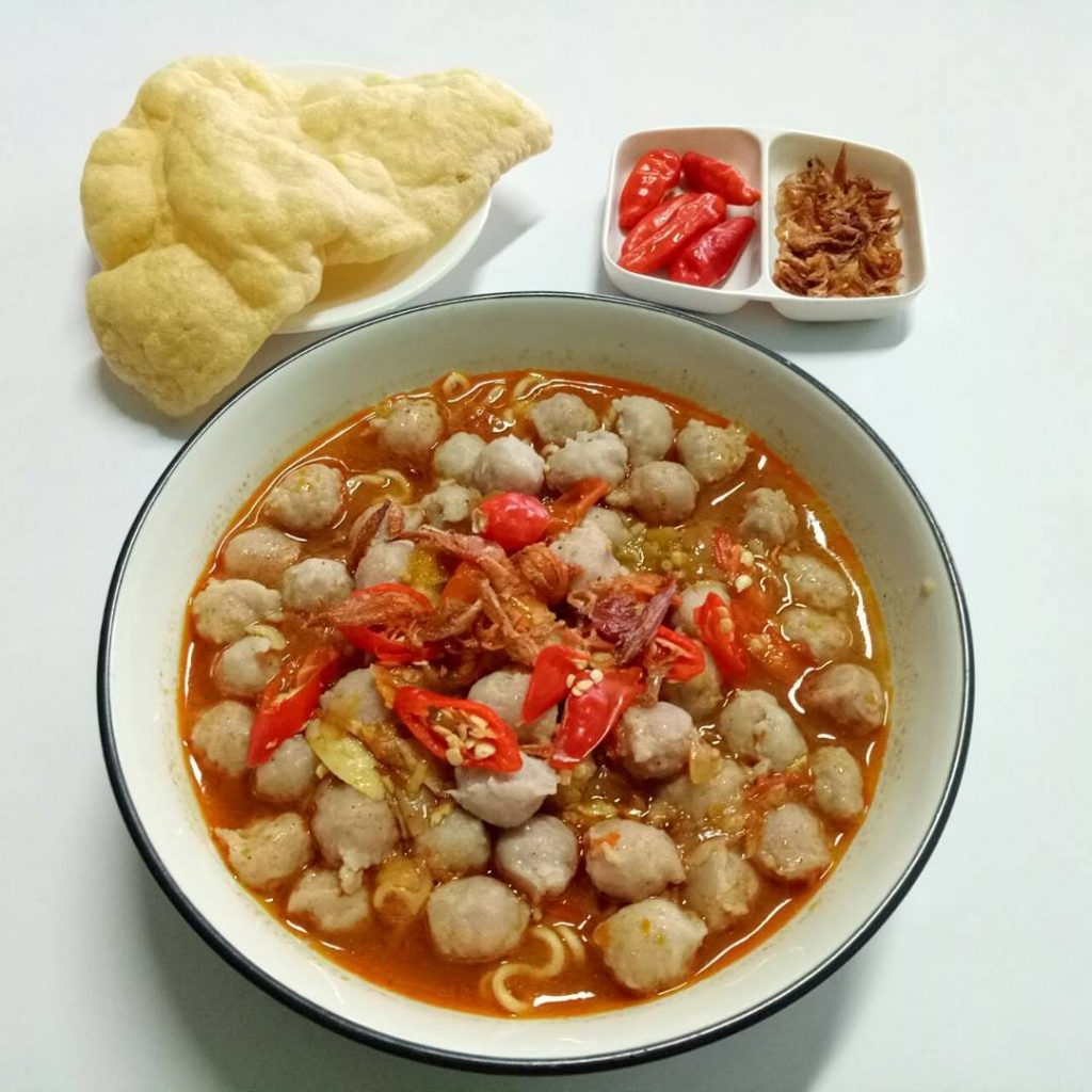 Bakso Raksasa Bikin Enek, Pilih yang Kerikil Saja