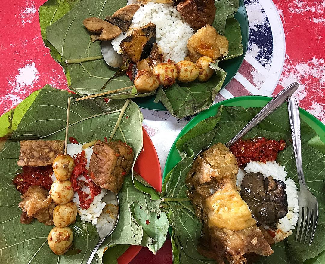 Kuliner Enak Buruan Wisatawan Saat Liburan ke Cirebon