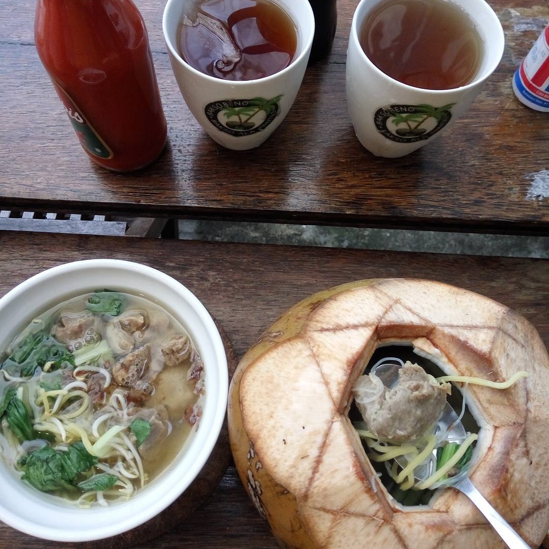 Berwadah Batok Kelapa, 4 Kuliner Ini Lagi Hits