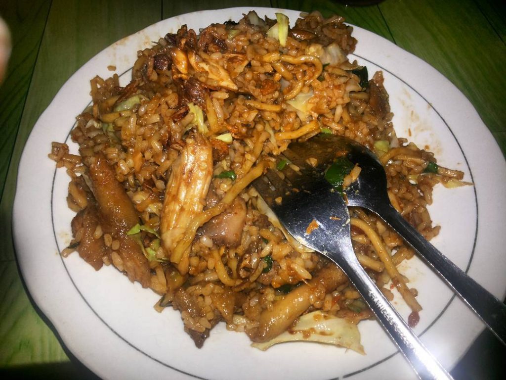 Nasi Goreng Pak Yatno, Kuliner Unik dengan Nomor Antrean di Magelang