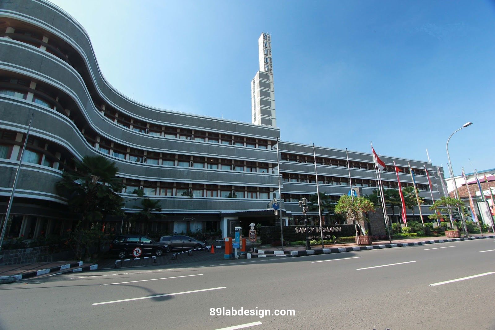 Penampakan Dulu dan Sekarang Hotel Tua di Indonesia yang Masih Eksis