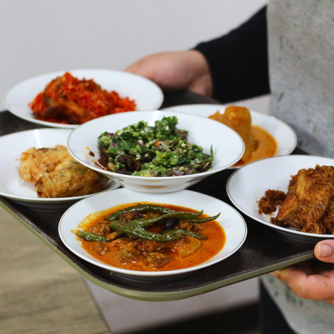 12 Nasi Khas Indonesia yang Nikmatnya Tiada Tara