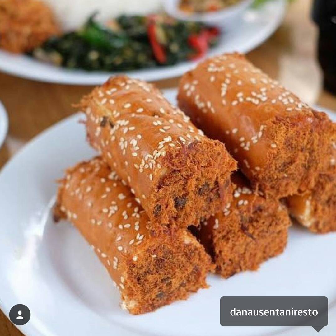 Danau Sentani Resto, Papua Kecil di Paris van Java