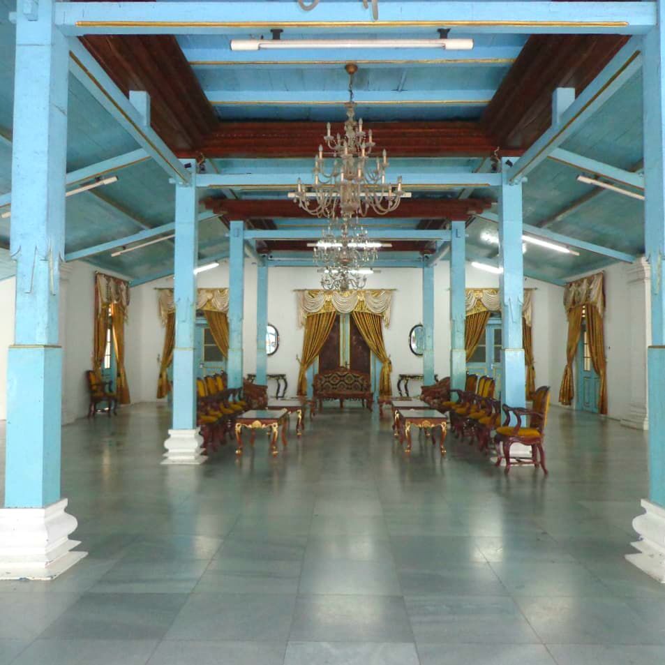 Kraton Kanoman, Warisan Budaya Indah dari Cirebon
