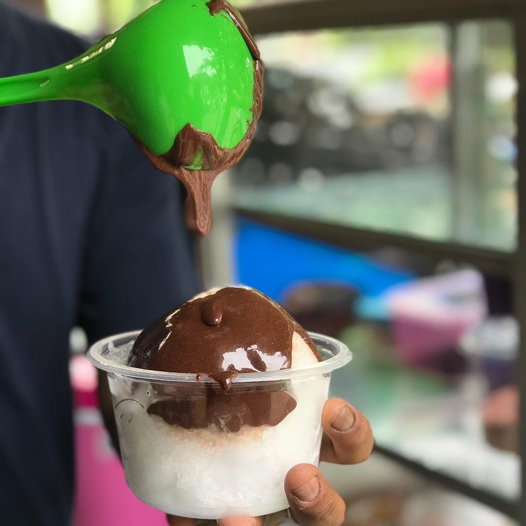 Ais Kepal Milo, Es Cokelat Segar yang Hits Banget di Jogja