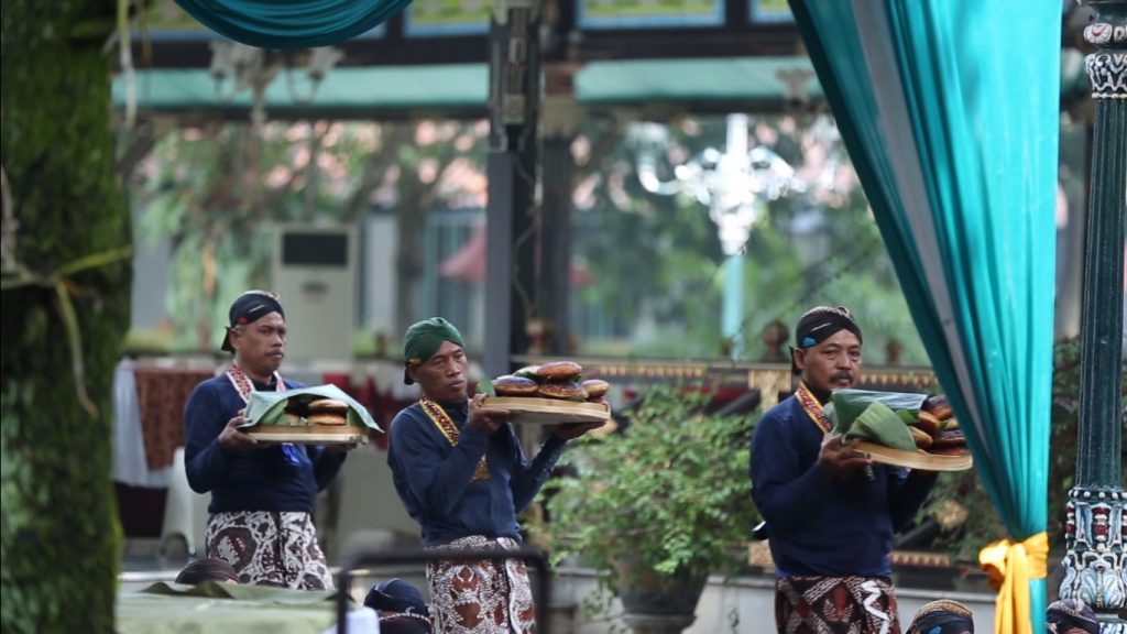 Tradisi Apeman, Kue khas Jawa Buatan Keputren Keraton Jogja