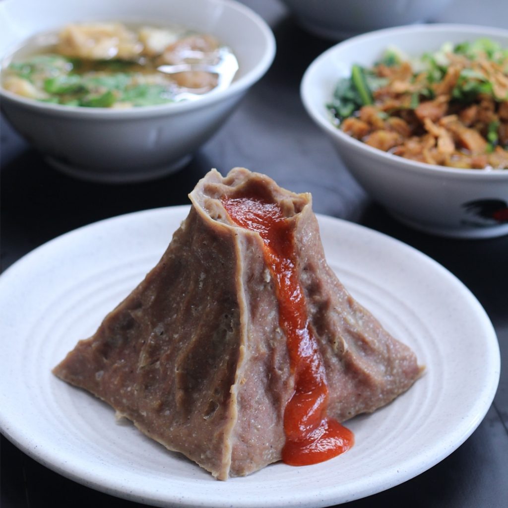 Bakso Berbentuk Gunung Merapi Pertama di Jogja, Unik Banget