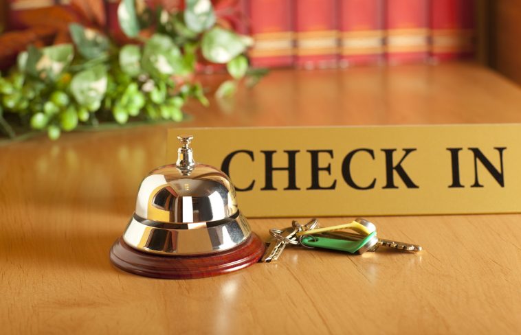 Hal Penting yang Harus Kamu Lakukan Saat Check-In dan Check-Out Dari Hotel