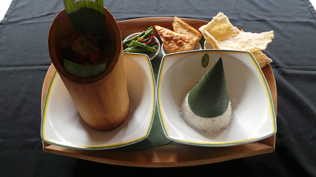 Cicipi Menu ala Kerajaan Solo di Restoran Unik Omah Sinten