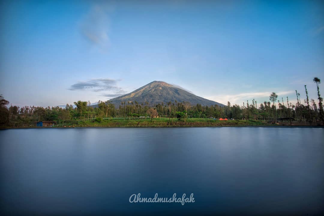 Melihat Gunung Fuji-nya Indonesia dari Embung Kledung Temanggung