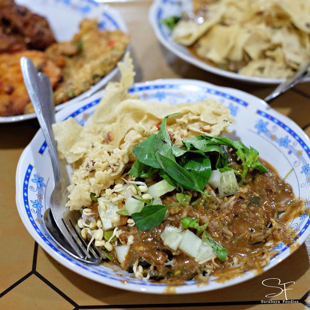 4 Pecel Enak di Surabaya, Ada yang Buka Tengah Malam