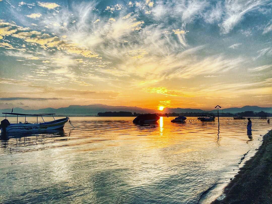 Empat Pantai di Danau Toba untuk Santai Bersama Keluarga