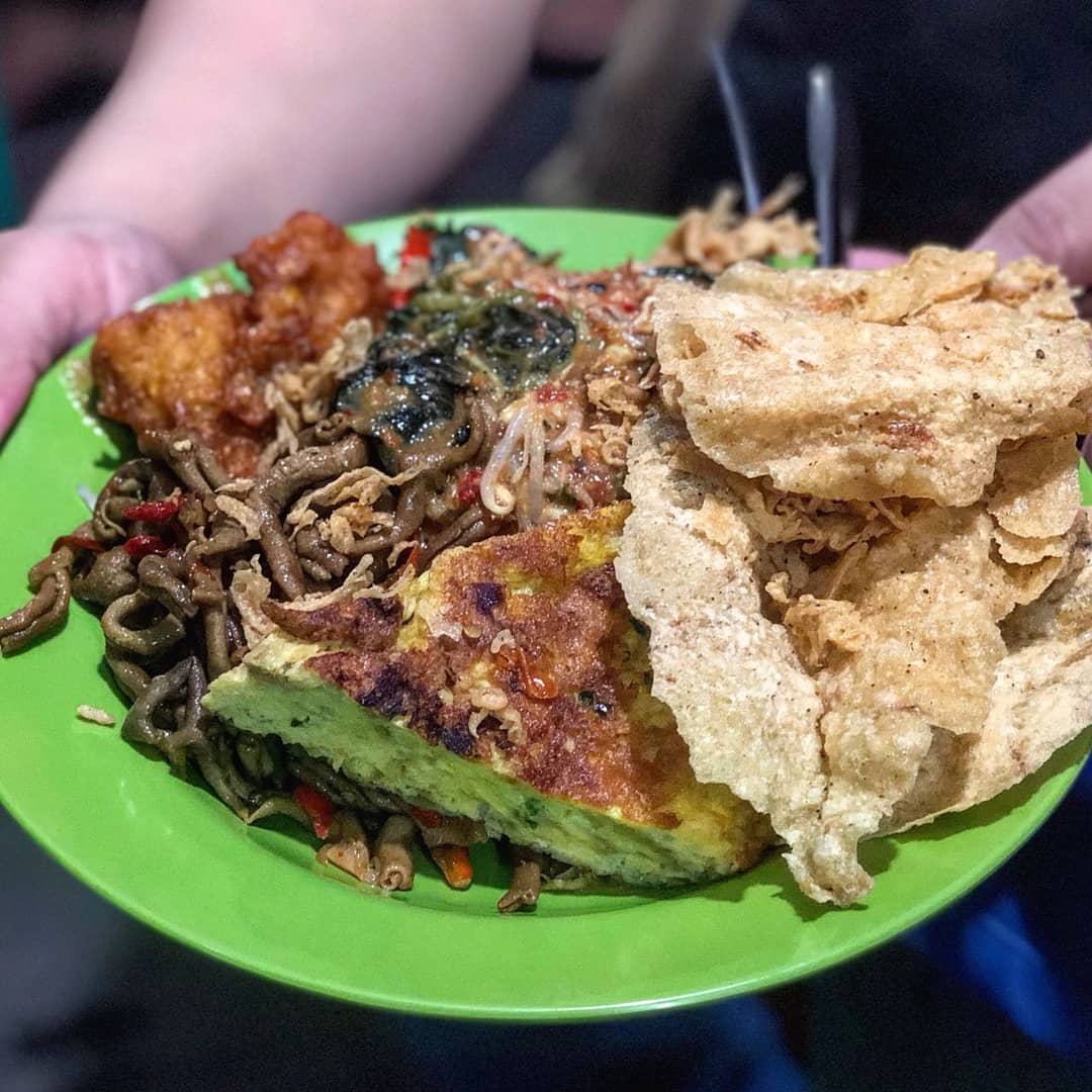 4 Pecel Enak di Surabaya, Ada yang Buka Tengah Malam