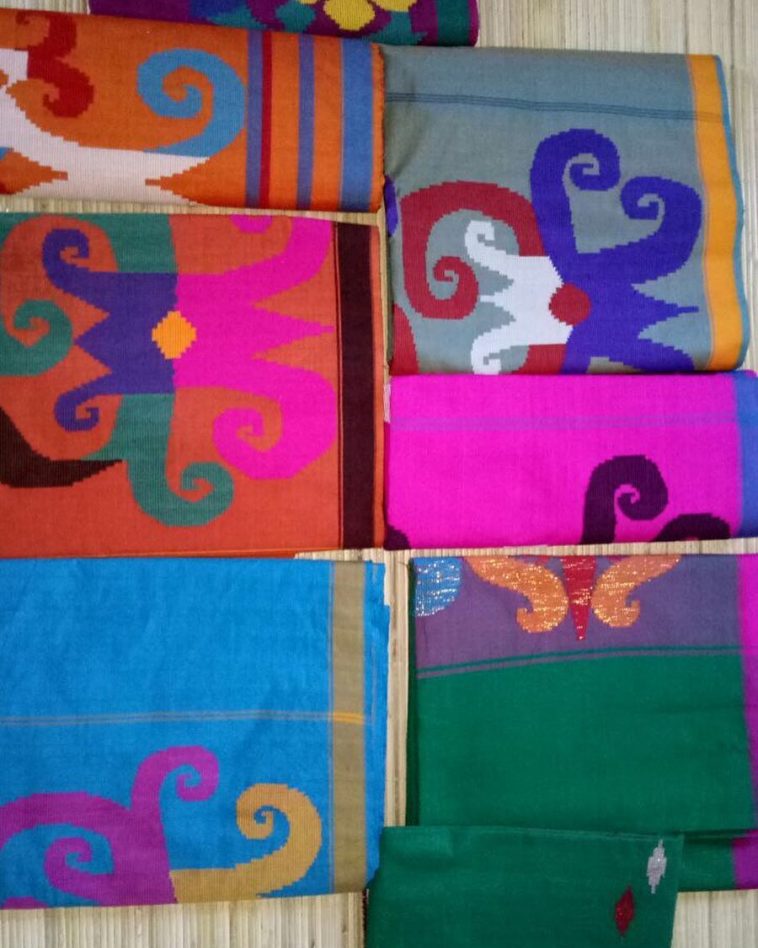 Berseni Tinggi dan Tak Boleh Terlupa, Deretan Sarung Tradisional Khas ...