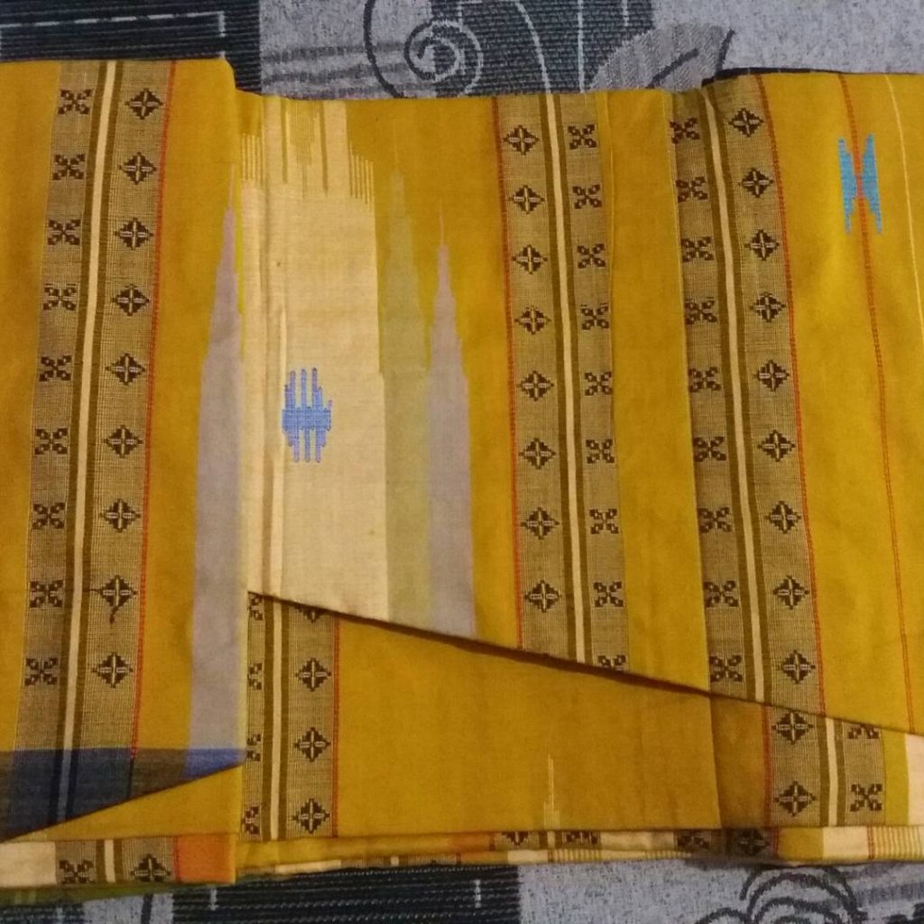 Berseni Tinggi dan Tak Boleh Terlupa, Deretan Sarung Tradisional Khas ...