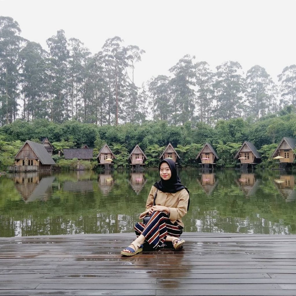 4 Resto Tepi Danau di Bandung, Romantis Dengan Pemandangan Eksotis
