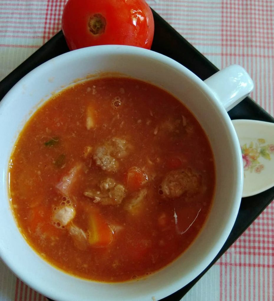 10 Hidangan Berbumbu Dasar Merah, Sensasi Kepedasan yang Bikin Nambah