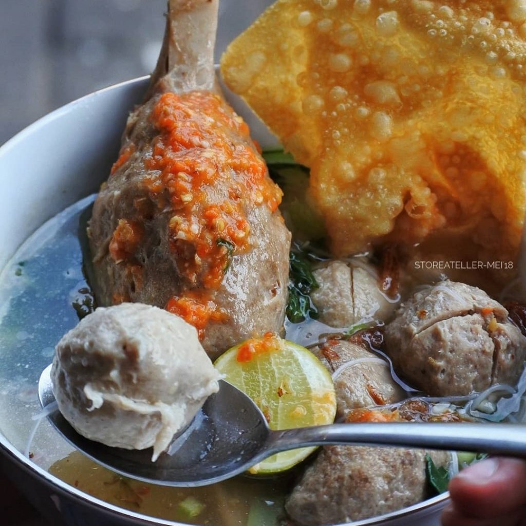 Bakso Moo Moo, Kuliner Berkuah di Gading Serpong dengan Campuran Tulang Iga