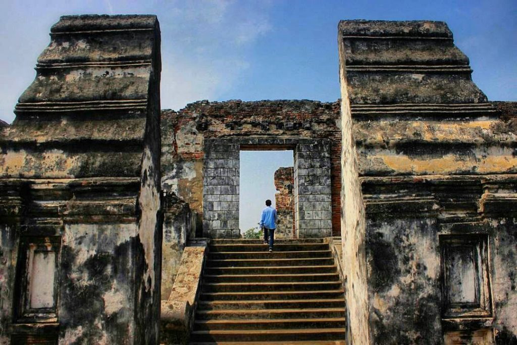 Hargai Budaya Bangsa, 5 Keraton Indonesia Ini Wajib Dikunjungi