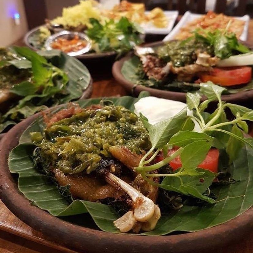 Bebek Sangan Pak Ndut, Kuliner Istimewa dengan Teknik Memasak yang Unik