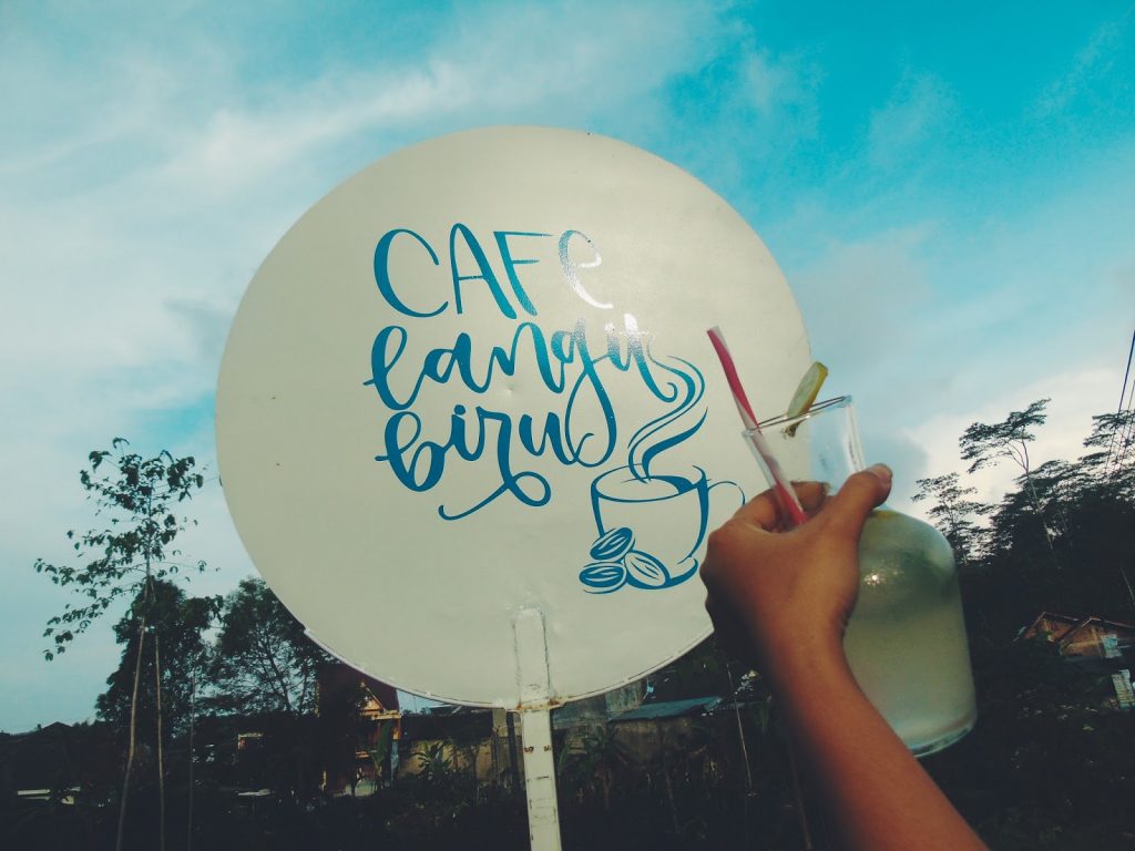 Cafe Langit Biru di Salatiga, Lokasi Nongkrong Kece Anti Sendu