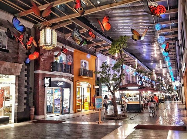 Rekomendasi 7 Factory Outlet Bandung, Cocok untuk Wisata Belanja