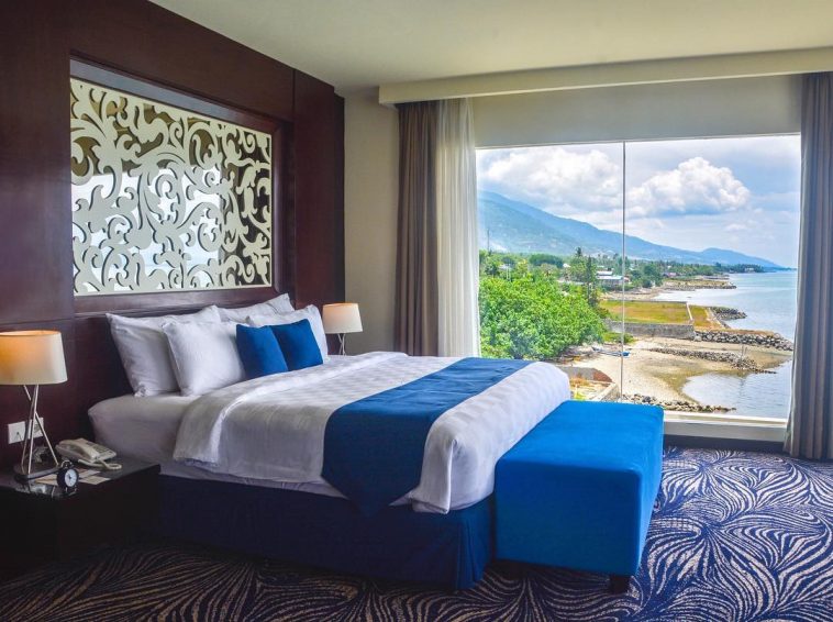 Hotel Palu Pinggir Pantai, Murah dengan Pemandangan Mewah